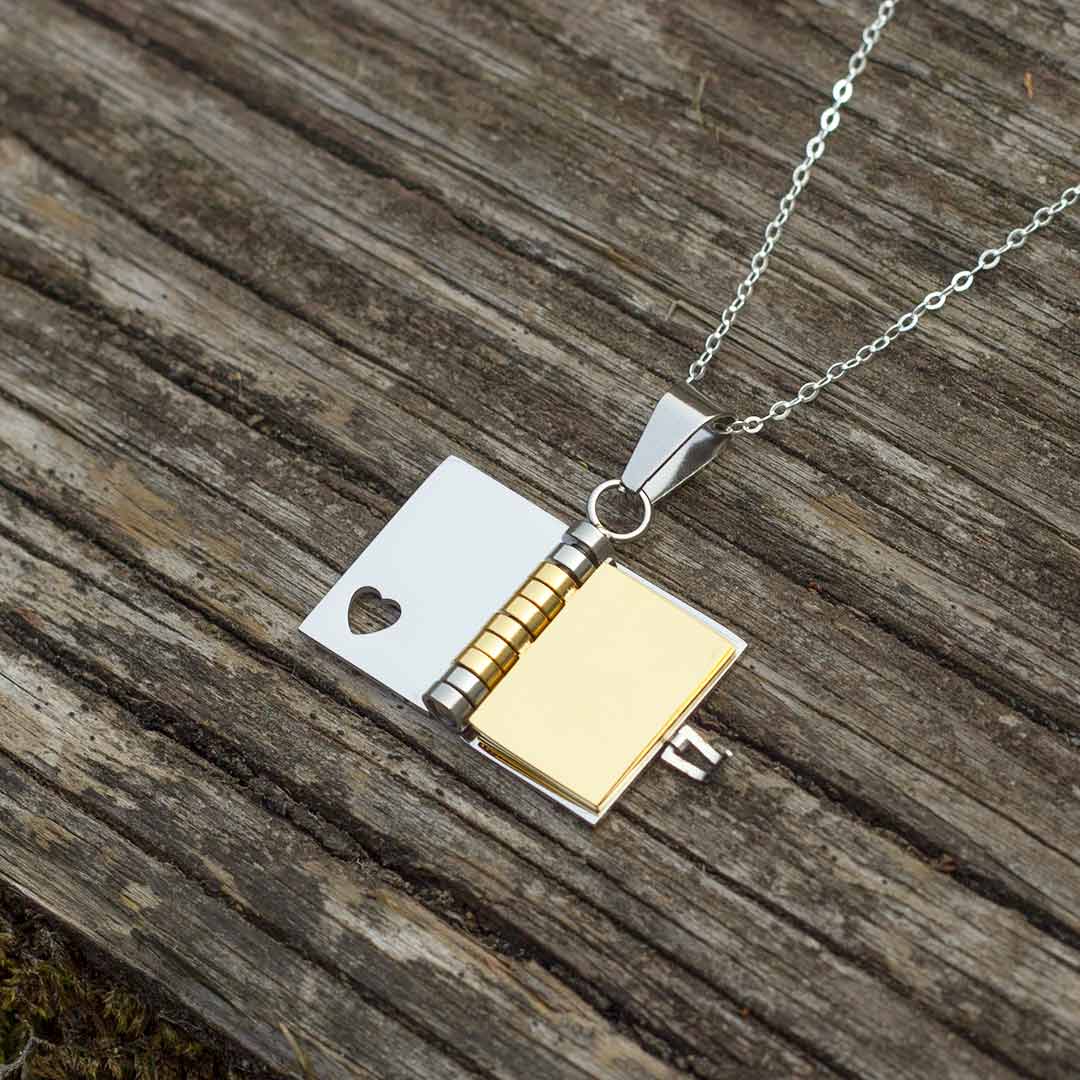 Book Necklace - Cute Pages That Turn! - Boutique Academia